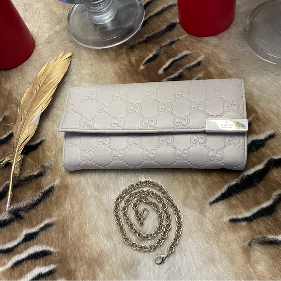 Gucci | Bags | Gucci Leather Woc With Orginal Chain | Poshmark